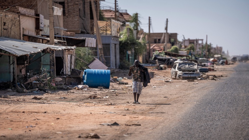 مجلس السيادة في السودان يمدد فتح معبر أدري لإيصال المساعدات