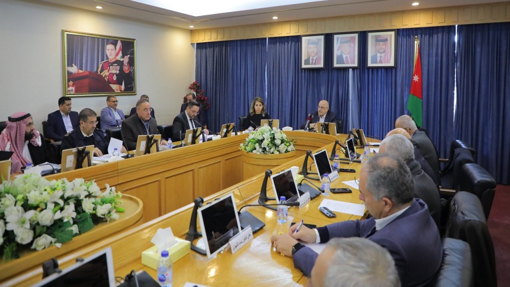 اللجنة المالية في مجلس الأعيان تشرع بمناقشة مشروع قانون الموازنة العامة